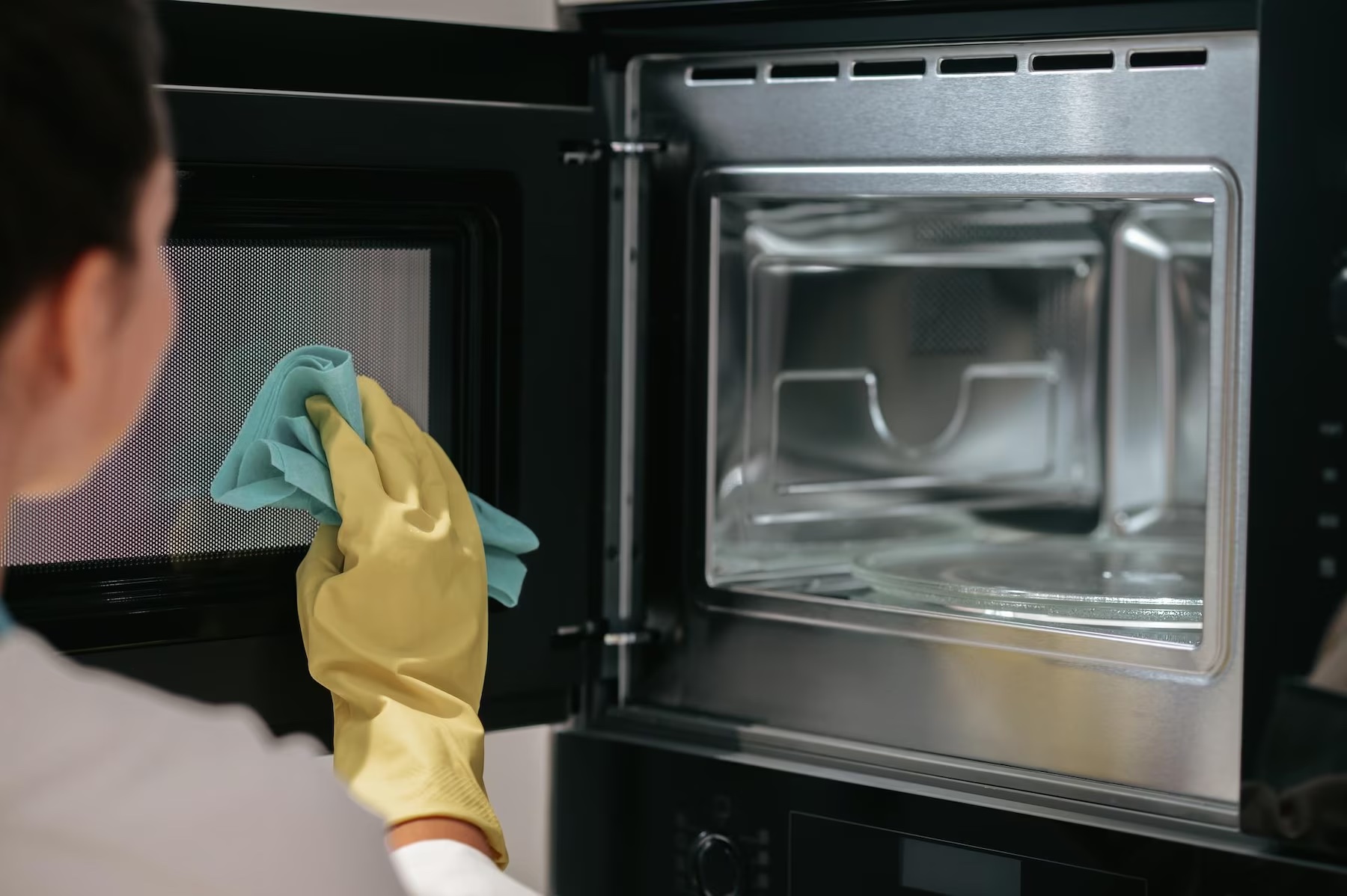 How to clean a microwave - The Clean Guys